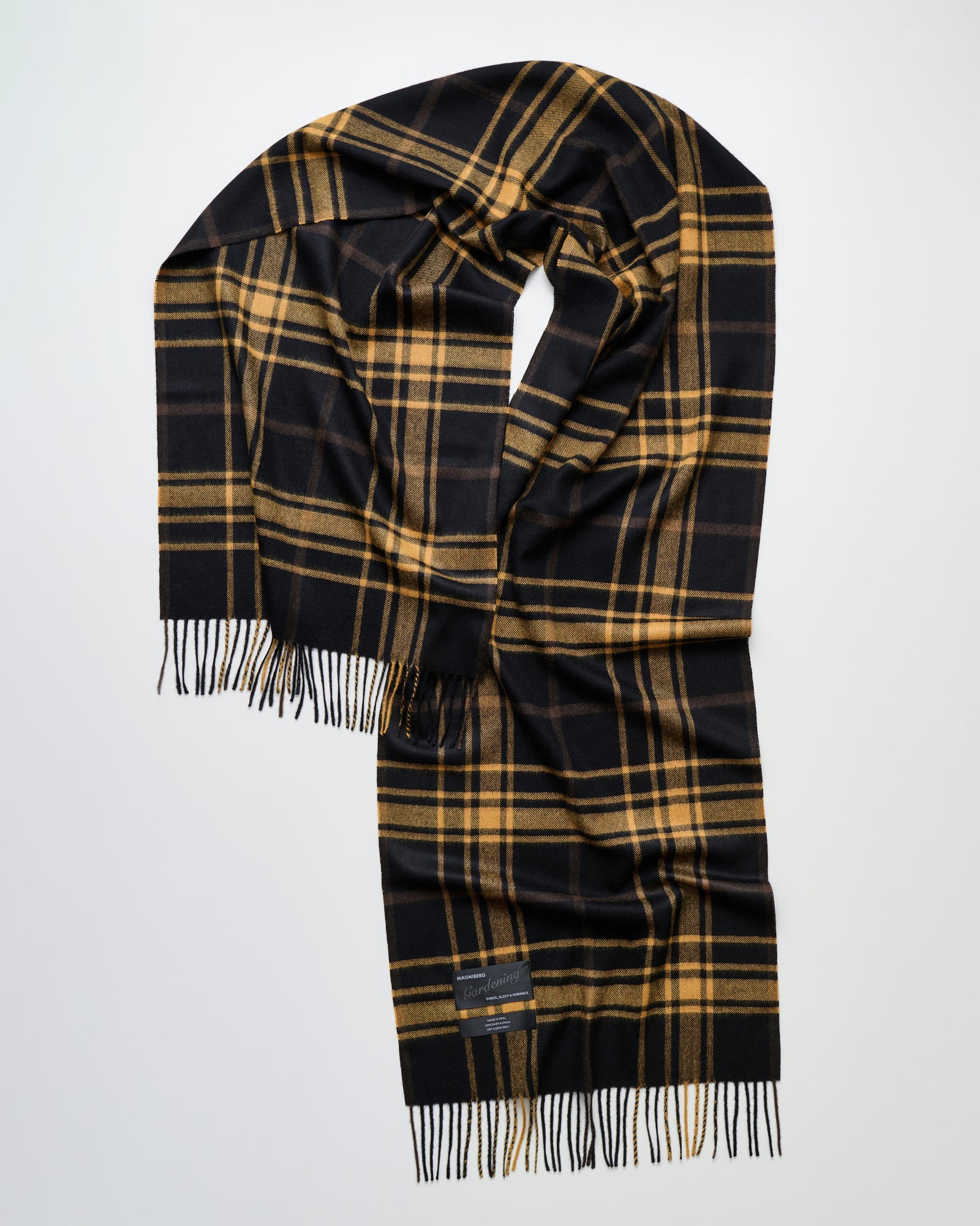Queen scarf | Pumpkin spice tartan | Magniberg